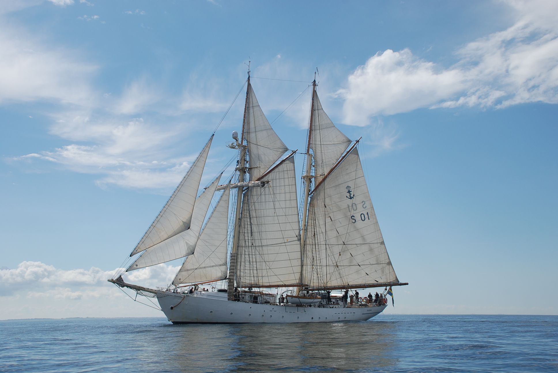 Gladan - Tweeling marine sailtraining